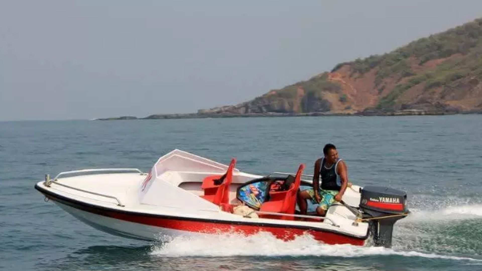Speedboat Experience in Mumbai, Speed Boating - Sea Water Sports