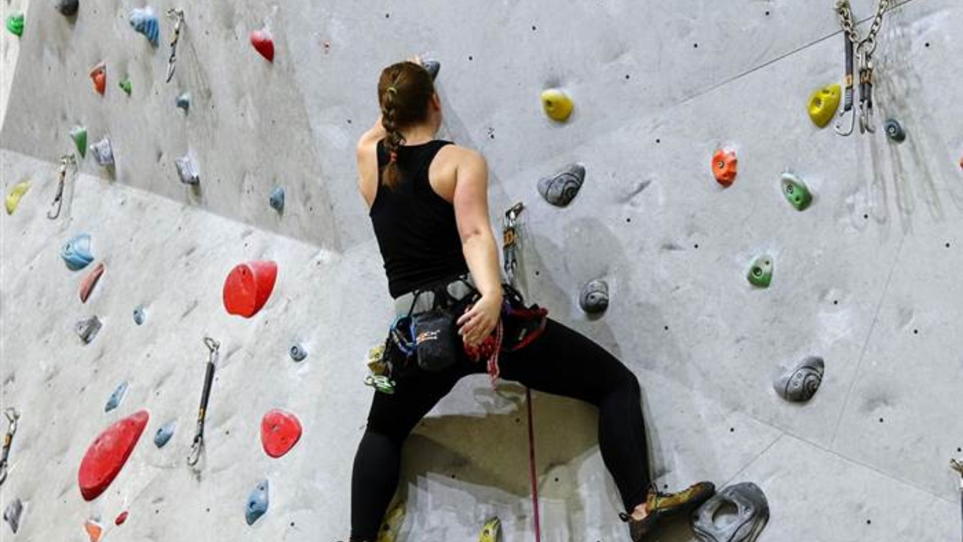 Enjoy Thrilling Wall Climbing In Delhi - Book Now At Lowest Price - Sea ...