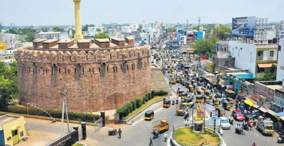 Historic Places To Visit In Kurnool: Forts And Caves Sea Water Sports
