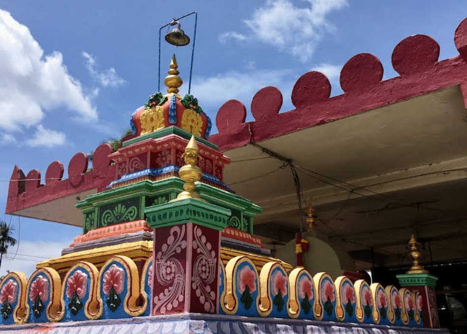 Aarathi Ukkada Ahalya Devi Maramma Temple In Karnataka | Things To Do ...