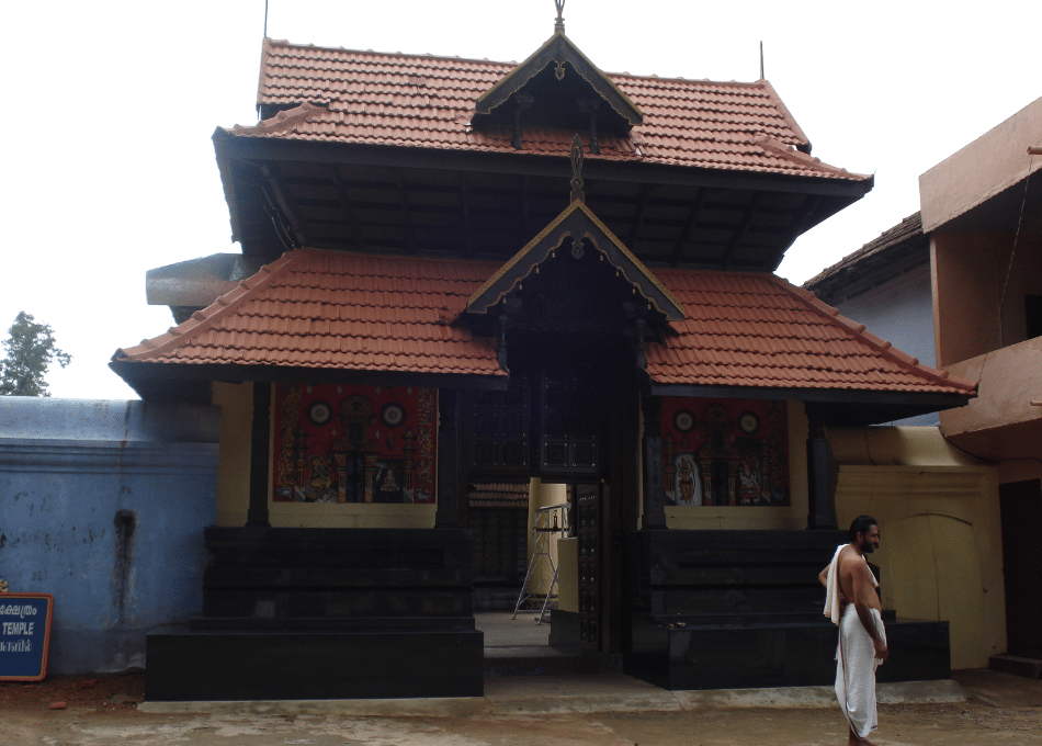 Arattupuzha Temple In Kerala | Things To Do - Sea Water Sports