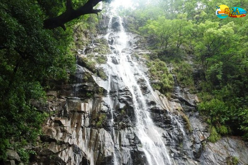 Bee Falls In Madhya Pradesh | Things To Do - Sea Water Sports