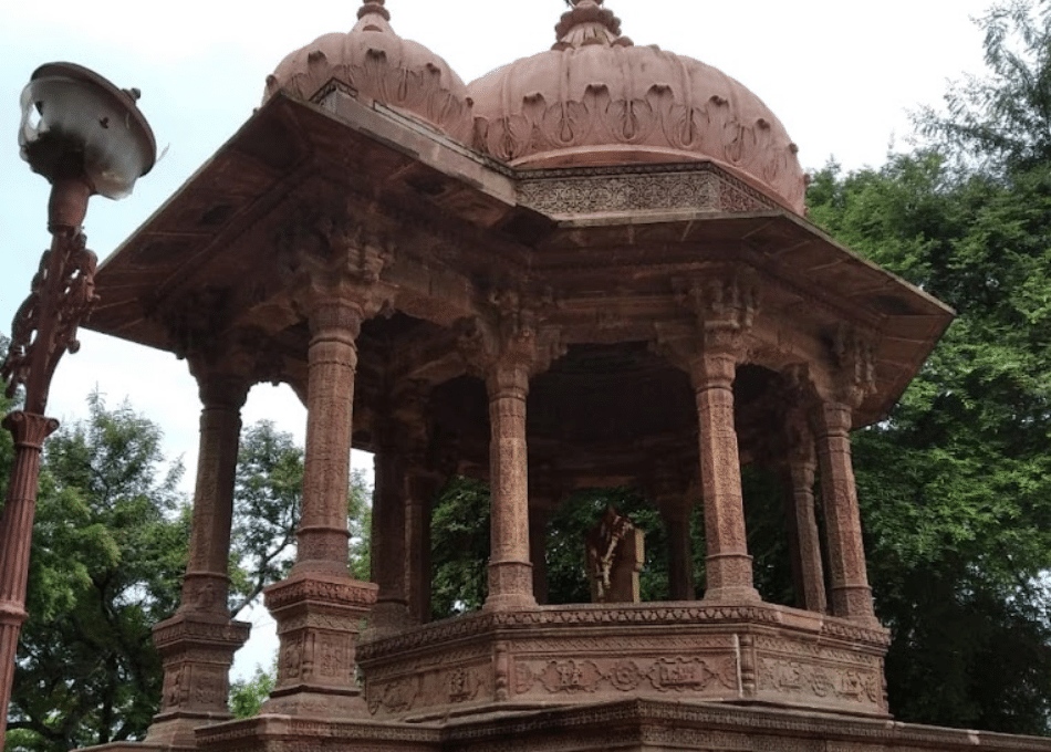Durgadas Ki Chhatri In Madhya Pradesh | Things To Do - Sea Water Sports