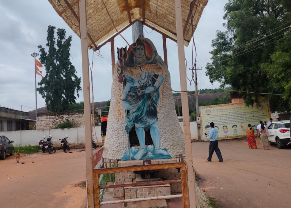 Halu Rameshwara Temple - Sea Water Sports