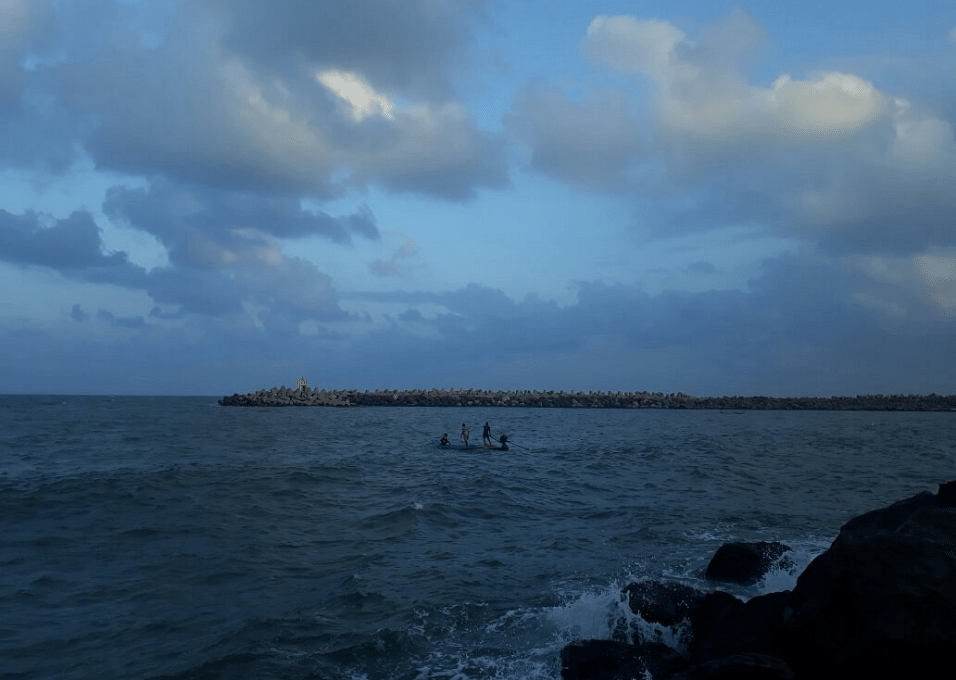 Kasimedu Beach In Tamil Nadu | Things To Do - Sea Water Sports
