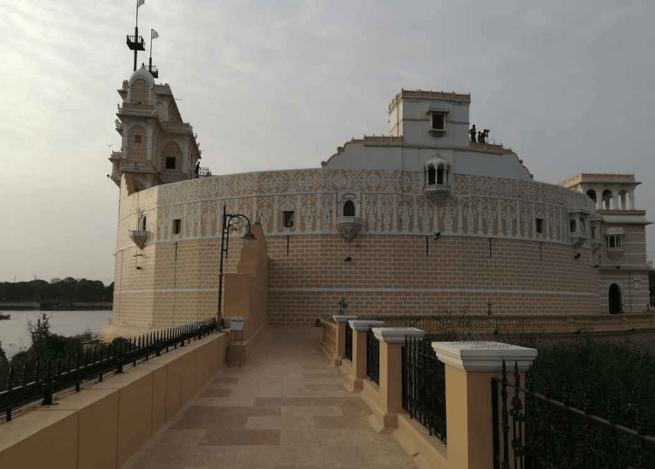 Lakhota Palace In Gujarat | Things To Do - Sea Water Sports