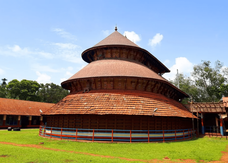 Madhur Sri Madanantheshwara Siddhivinayaka Temple In Kerala | Things To ...