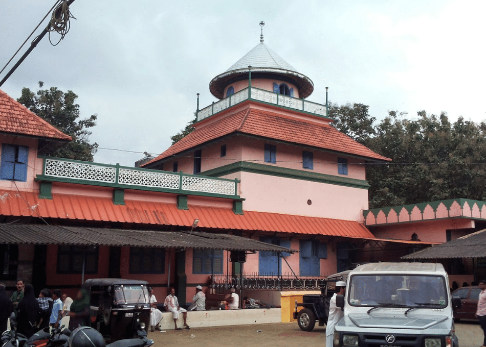 Mamburam In Kerala | Things To Do - Sea Water Sports