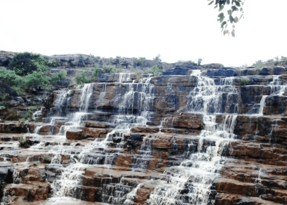 Mandawa Falls In Chhattisgarh | Things To Do - Sea Water Sports
