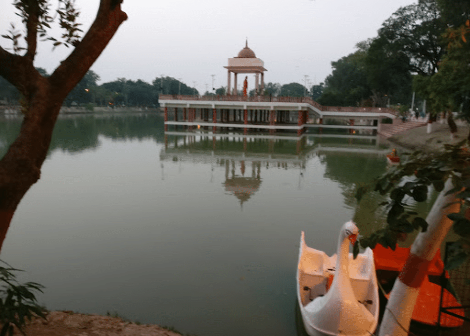 Motijheel In Bihar | Things To Do - Sea Water Sports