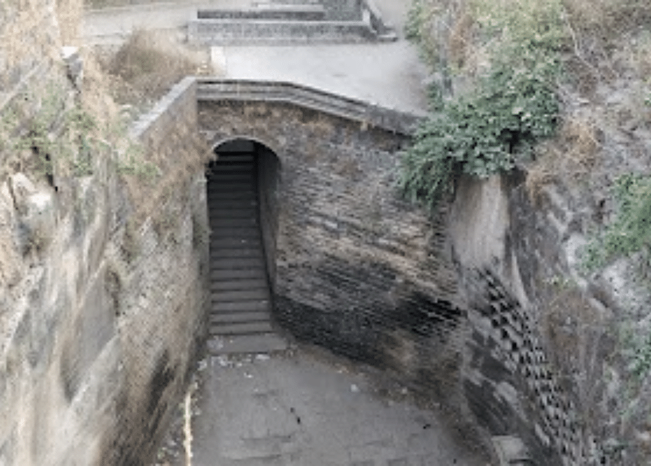 Navghan Kuvo In Gujarat | Things To Do - Sea Water Sports