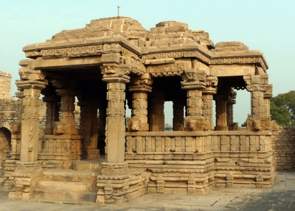 Padavali In Madhya Pradesh | Things To Do - Sea Water Sports