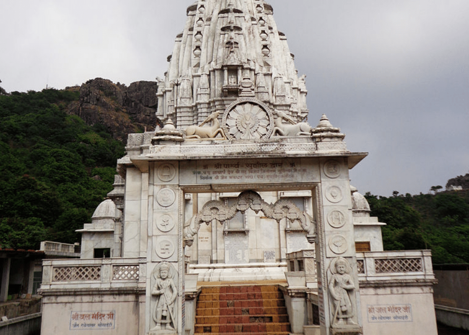 Parasnath Temple In Jharkhand | Things To Do - Sea Water Sports