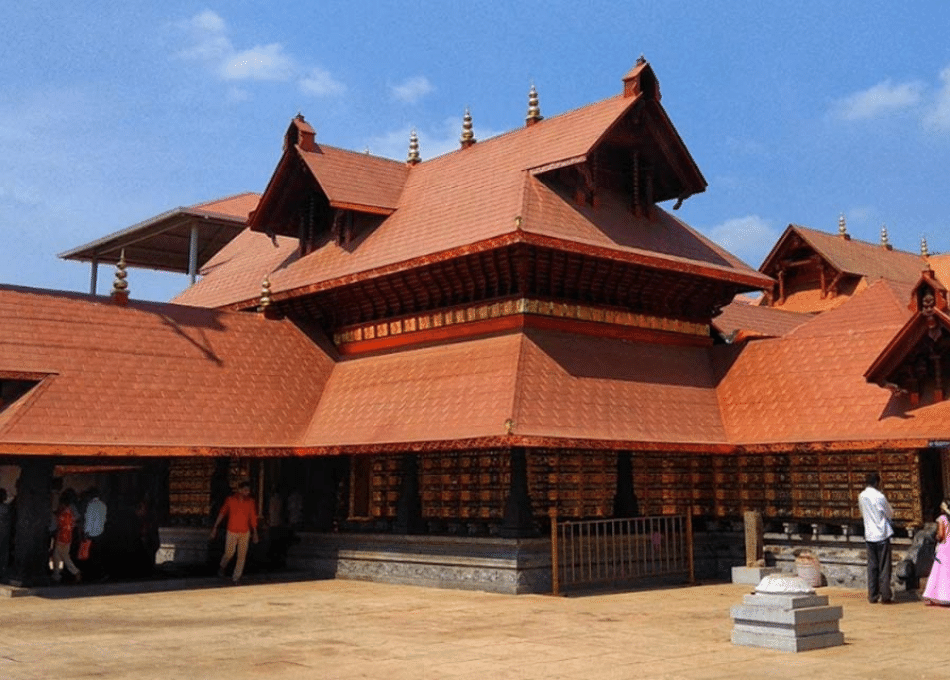 Polali Rajarajeshwari Temple In Karnataka | Things To Do - Sea Water Sports