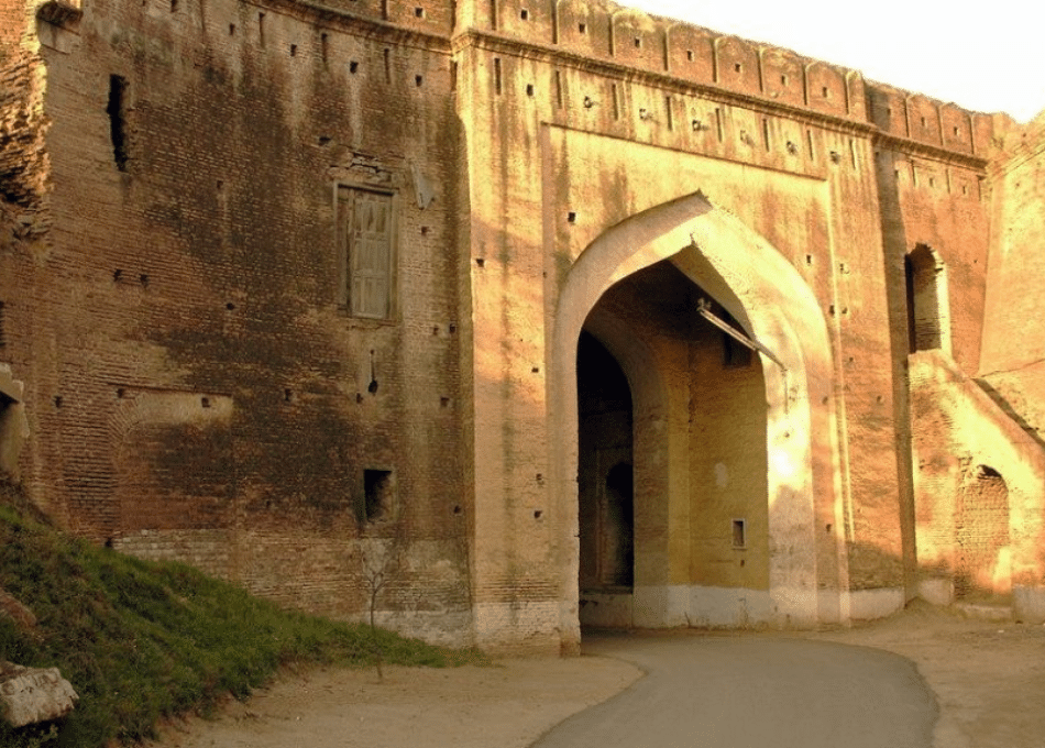 Qila Bahadurgarh In Punjab | Things To Do - Sea Water Sports