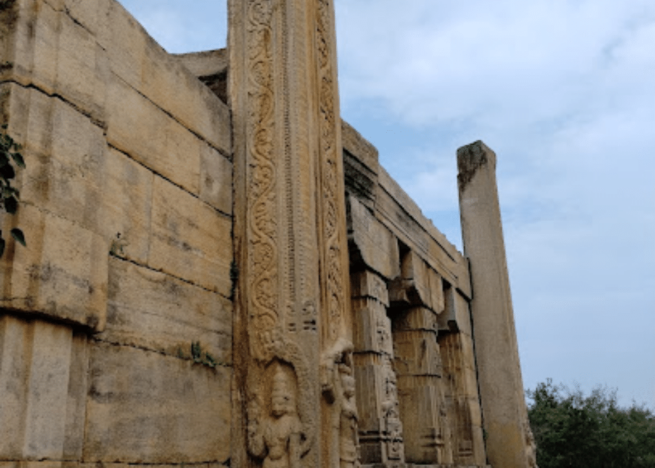 Raaya Gopura In Karnataka | Things To Do - Sea Water Sports