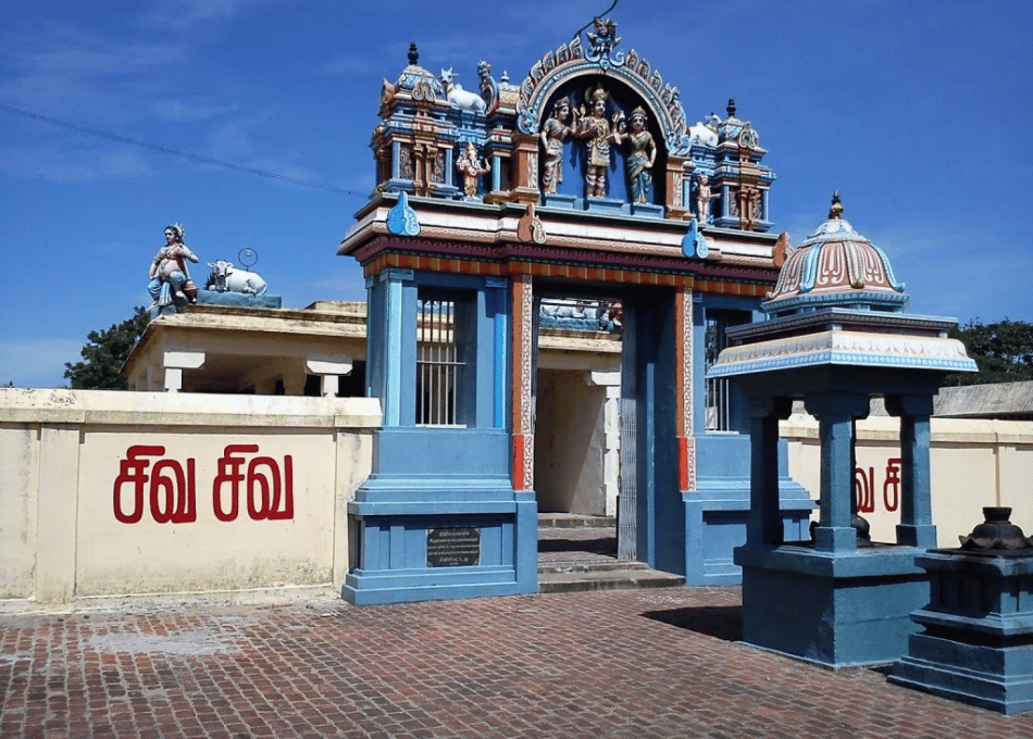 Shivaloka Nathar Temple In Tamil Nadu | Things To Do - Sea Water Sports