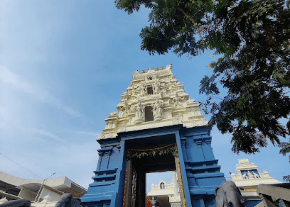 Sri Venkateshwara Temple In Karnataka | Things To Do - Sea Water Sports