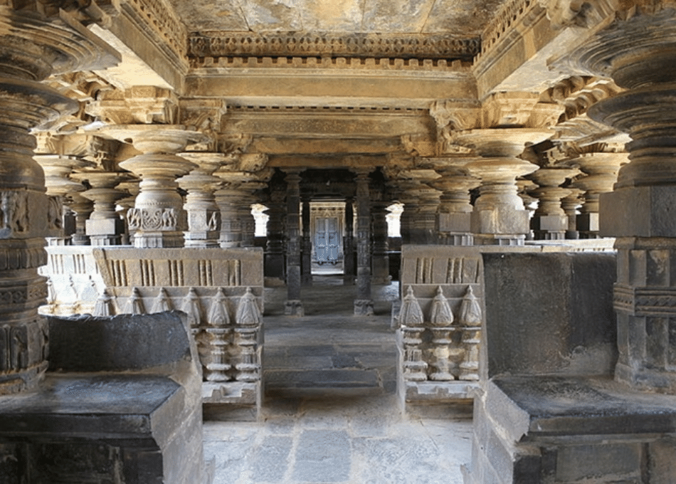 Tarakeshwara Temple In Karnataka | Things To Do - Sea Water Sports