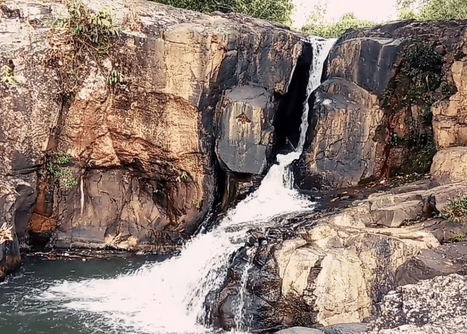 Tasek Wari In Meghalaya | Things To Do - Sea Water Sports