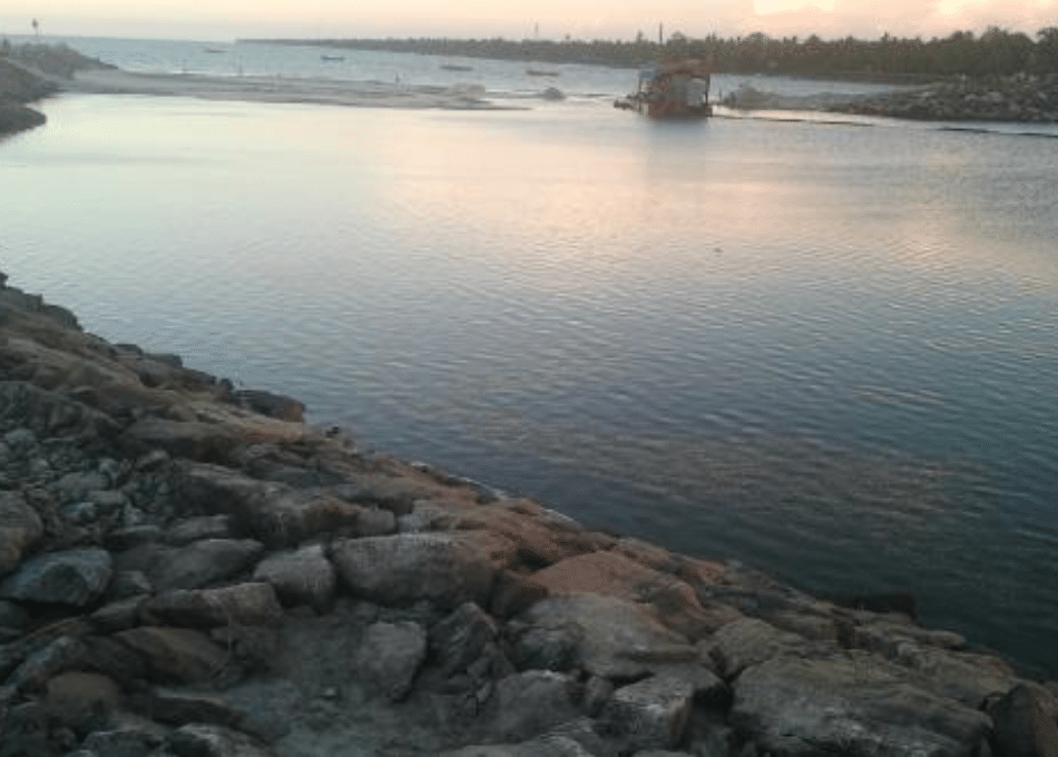 Thottappally Beach In Kerala | Things To Do - Sea Water Sports