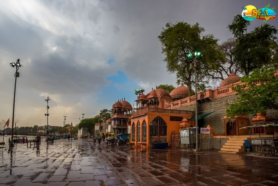 Holy Places To Visit In Ujjain: Mahakaleshwar And More Sea Water Sports